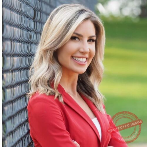 Annie Sabo (Fox Sports) Bio-Wiki, Age, Father, Salary, Engaged, Net worth