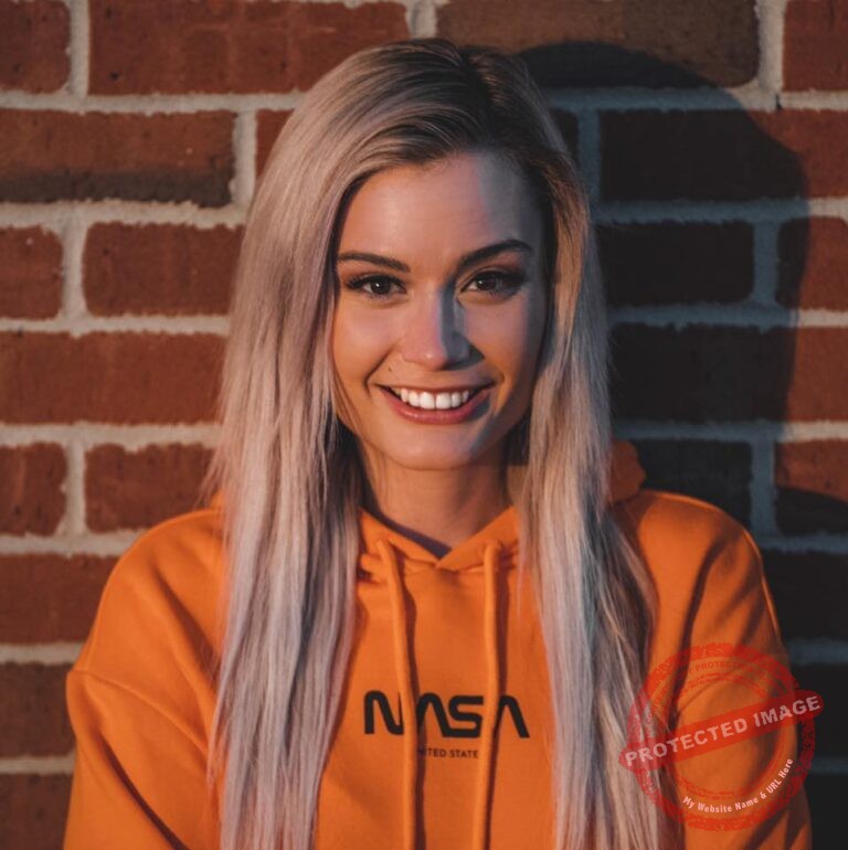 Kelly Dobeck (WOIO) Bio, Wiki, Age, Birthday, Husband, Salary, Net Worth