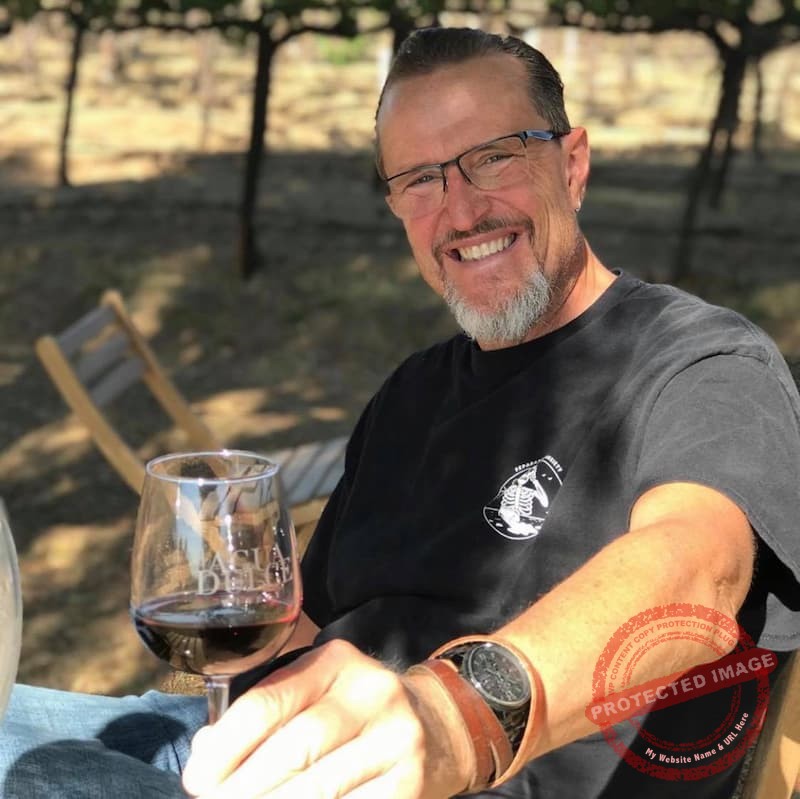 Stu Mundel (FOX 11) Wikipedia, Age, Height, Wife, Salary, Net Worth