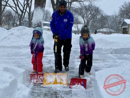 Demetrius Ivory (WGN) Bio, Age, Family, Wife, Twins, Salary, Net Worth