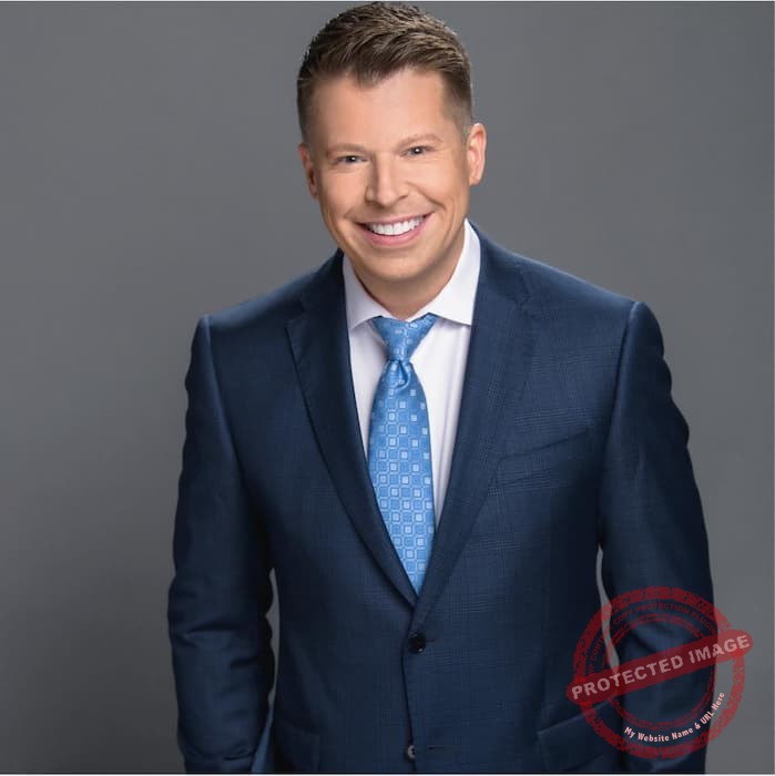 Sean Lewis WGN, Bio-Wiki, Age, Height, Family, Wife, Salary, Net Worth