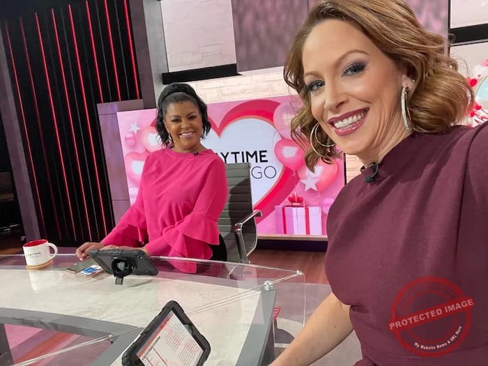 Amy Rutledge WGN, Bio, Age, Height, Family, Husband, Salary, Net Worth