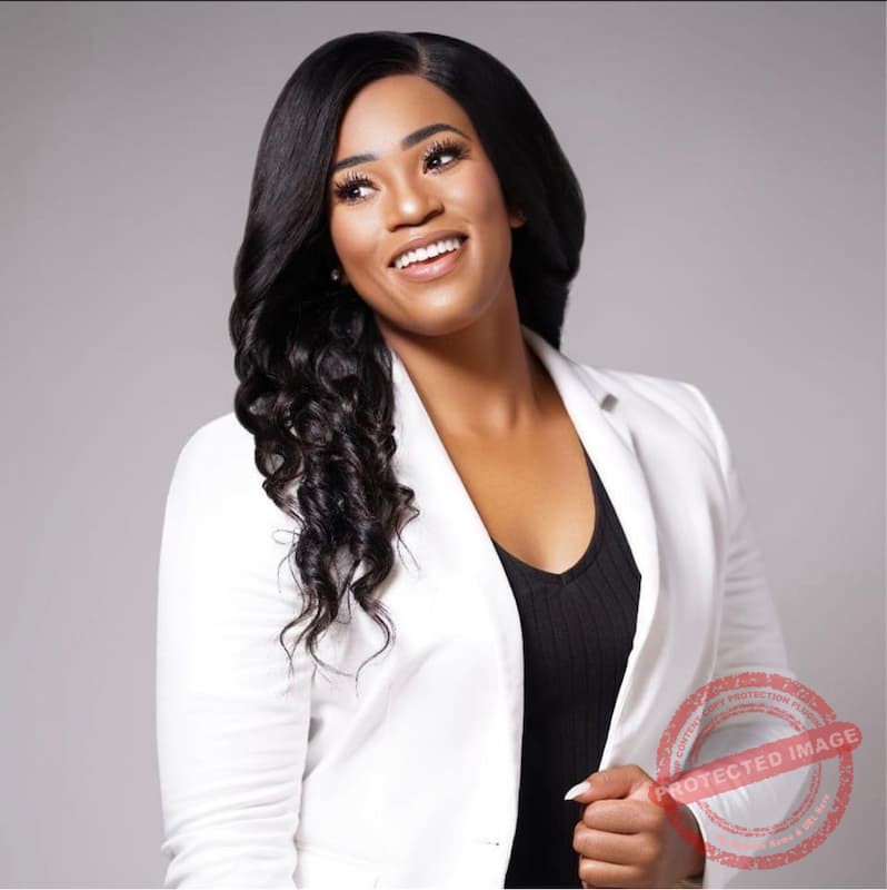Sydney Simone CW39, Bio, Age, Height, Husband, Salary, Net Worth