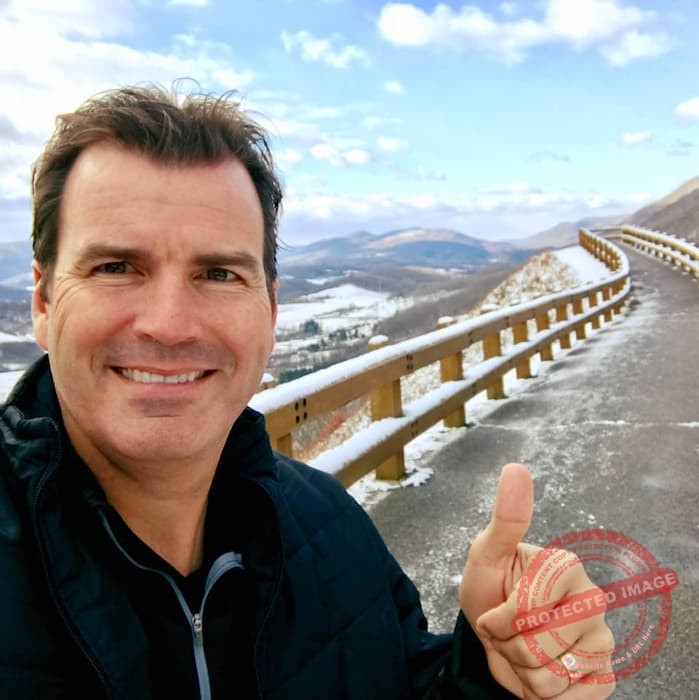 Mark Wilson FOX 13, Bio, Age, Height, Brother, Wife, Salary, Net Worth