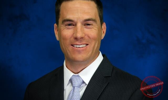 Adam Shadoff FOX 35, Wikipedia, Wiki, Age, Height, Wife, Salary, Net Worth