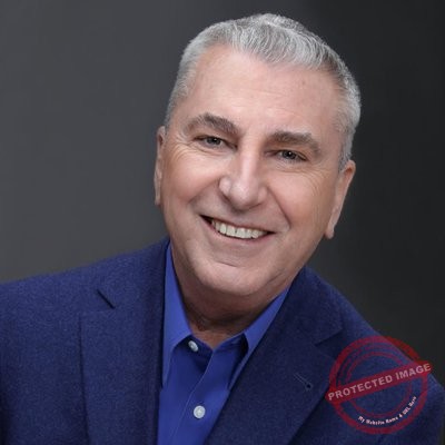 David Moss FOX 8, Bio-Wiki, Age, Height, Family, Wife, Salary, Net Worth