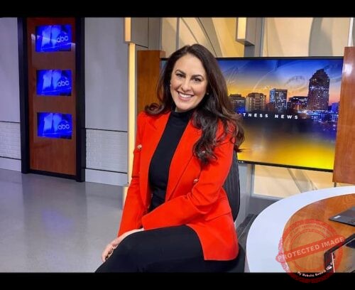 Elaina Athans ABC11, Bio-Wiki, Age, Husband, Salary, Net Worth, Pictures