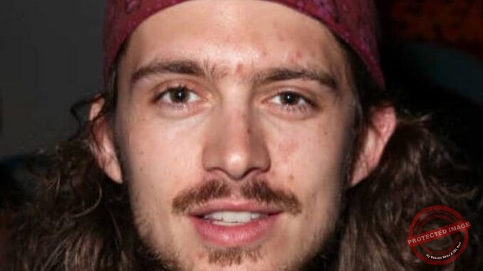 Alexander Bauer Wiki, Age, Height, Parents, Melanie Griffith, Wife, Net ...