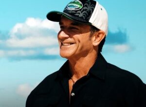 Jeff Probst, Wiki, Age, Height, Wife, Kids, Salary, Net Worth, Survivor
