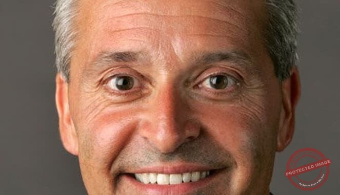 Browns' Tony Grossi Bio, Age, Wife, Podcast, Salary, Net Worth, Articles