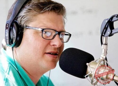 John Clay Wolfe Wiki, Age, Wife, Salary, Net Worth, Show, Podcast, Cast