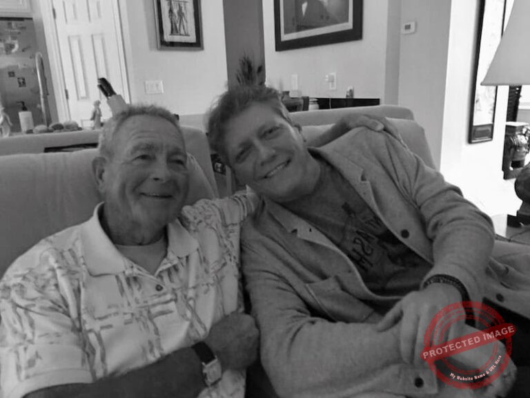 Devin Scillian (WDIV) Wiki, Age, Wife, Salary, Net Worth, Family & Band