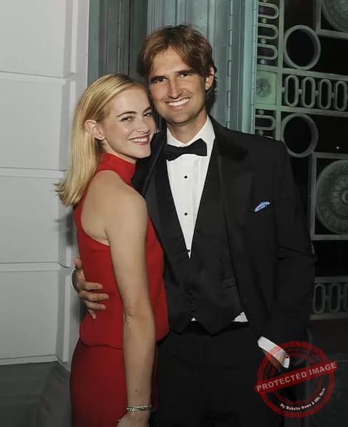 Blake Anderson Hanley Wiki, Age, Emily Wickersham Ex, Net Worth, Bio